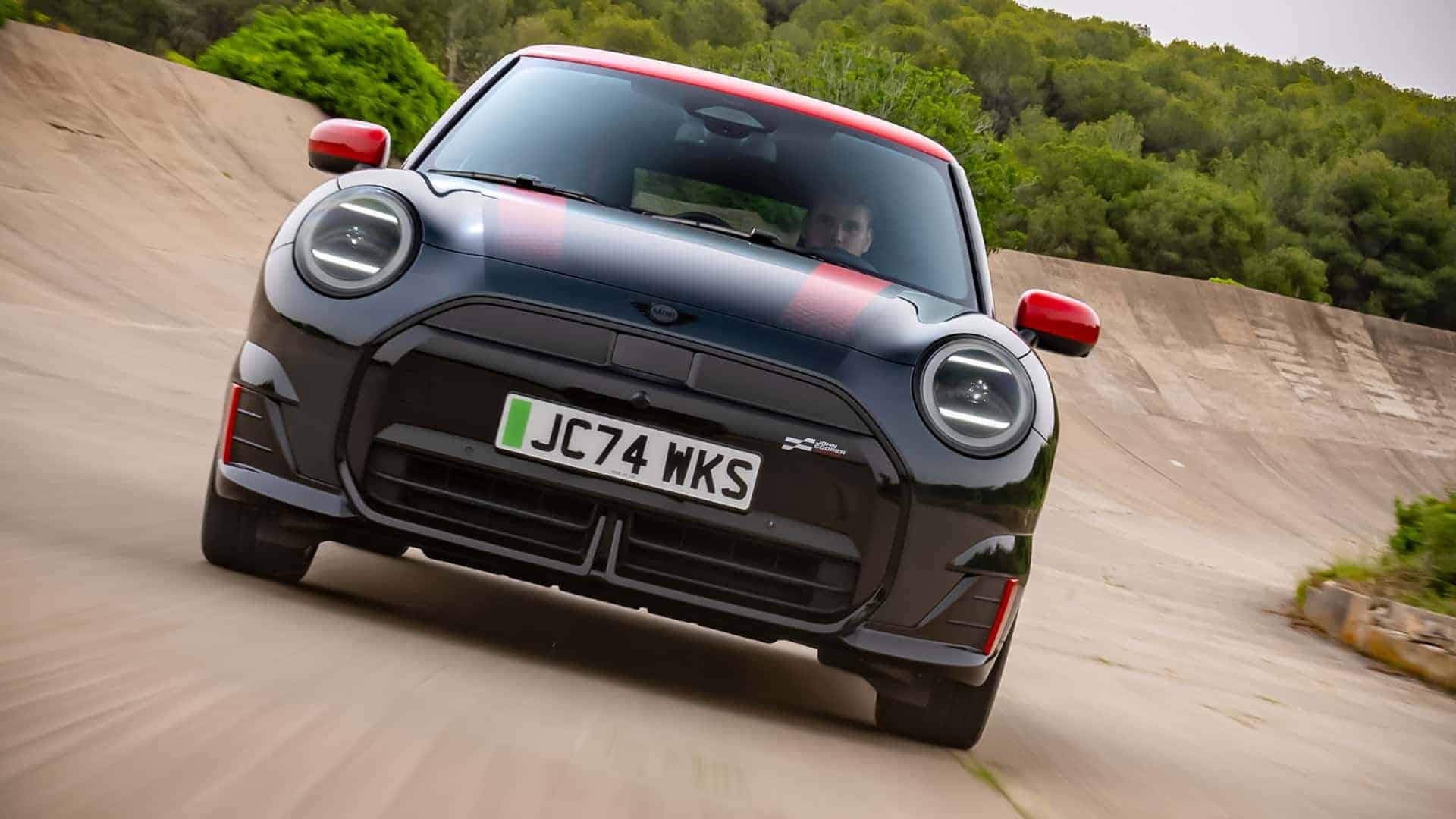 Introducing the First All- Electric MINI Cooper JCW - ArabGT