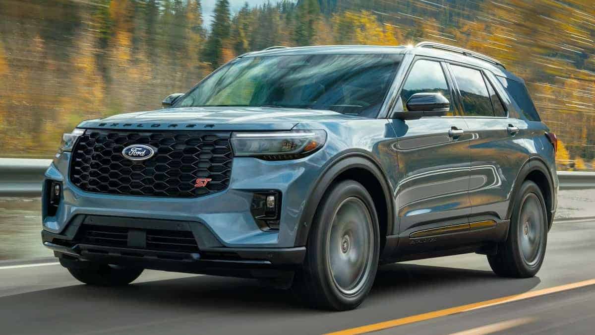 2025 Ford Explorer Pricing in Saudi Arabia - ArabGT