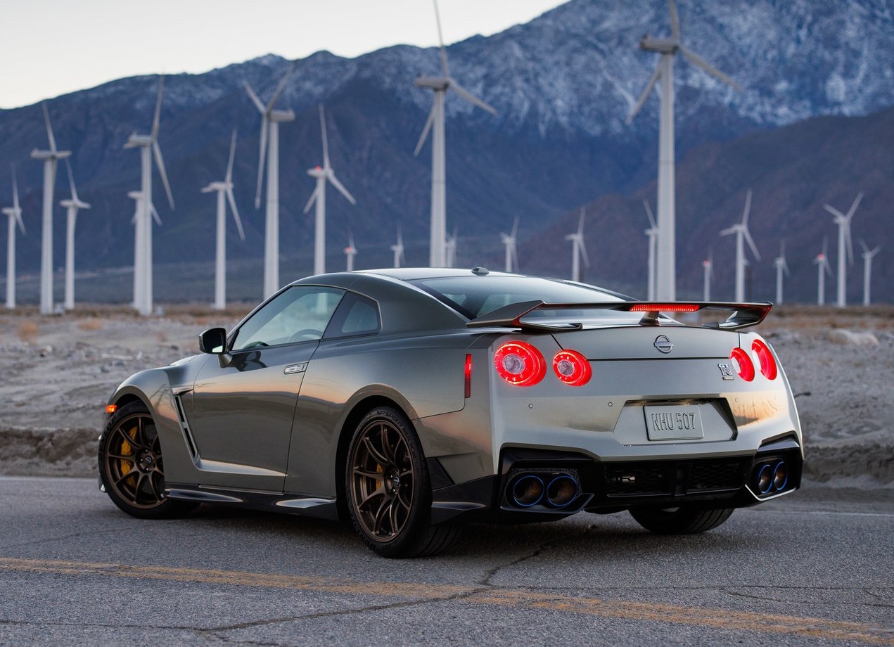 Nissan Ends GT-R Production in Japan After 18 Years - ArabGT