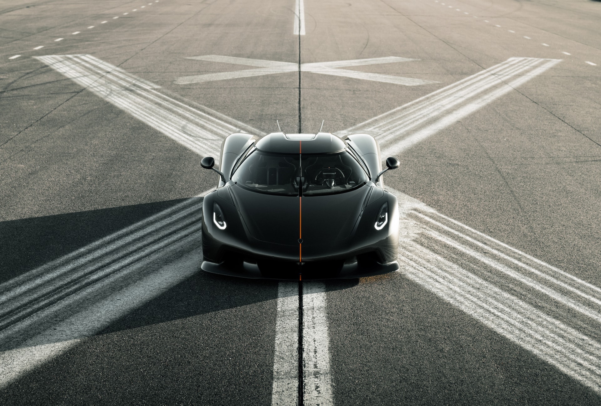 Jesko Absolut Hits 305 Km/h In Record Breaking Quarter Mile - ArabGT
